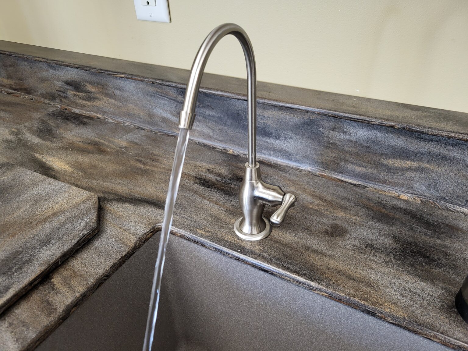 Seagull IV Water Filter Review: 8 Pros & Cons